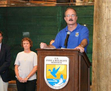 Fish and Wildlife Service Memorializes Director Sam Hamilton | American ...