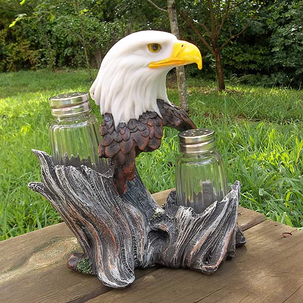 Eagle Head Stand With Salt & Pepper Shakers | American Eagle Foundation